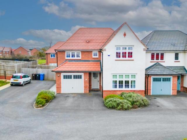 4 bedroom detached house for sale in Chamomile Place, Mickleover, Derby, DE3 0FJ, DE3