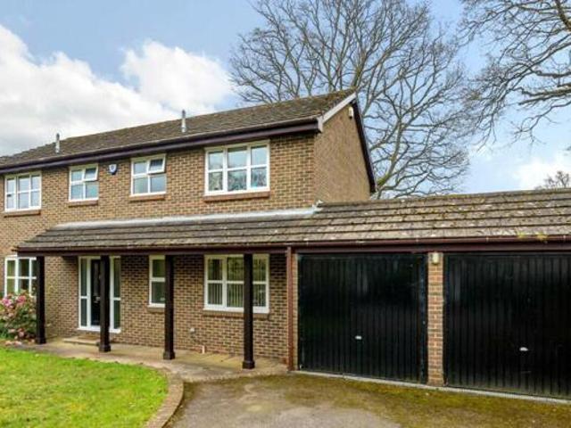 4 Bedroom Detached House For Sale In Chandler´s Ford, Hampshire
