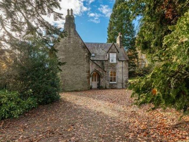 4 Bedroom Detached House For Sale In Chapel Brae, West Linton