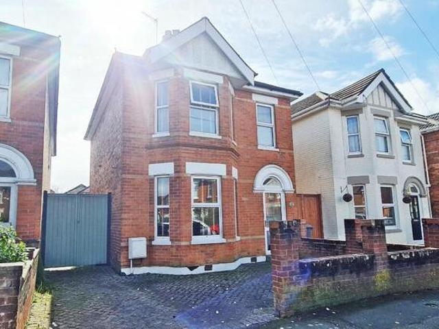 4 Bedroom Detached House For Sale In Charminster, Bournemouth