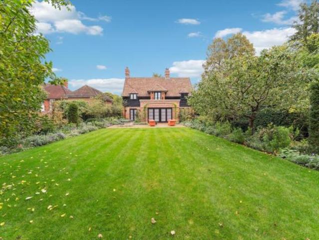 4 bedroom detached house for sale in Charlbury Road, Oxford OX2