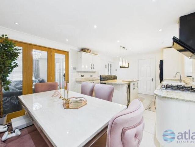 4 bedroom detached house for sale in Chartwell Grove, Halewood, L26