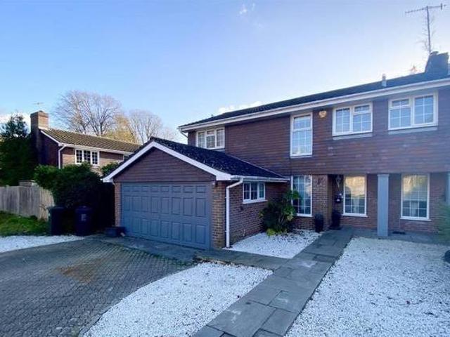 4 bedroom detached house for sale in Chartfield Hove BN3