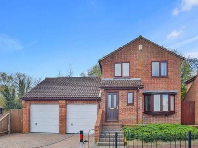 4 Bedroom Detached House For Sale In Chatham