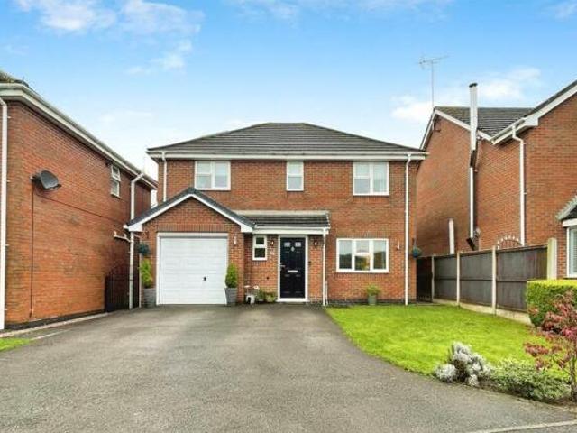 4 Bedroom Detached House For Sale In Cheadle