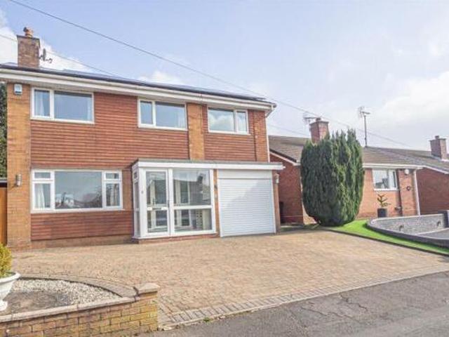 4 Bedroom Detached House For Sale In Cheadle