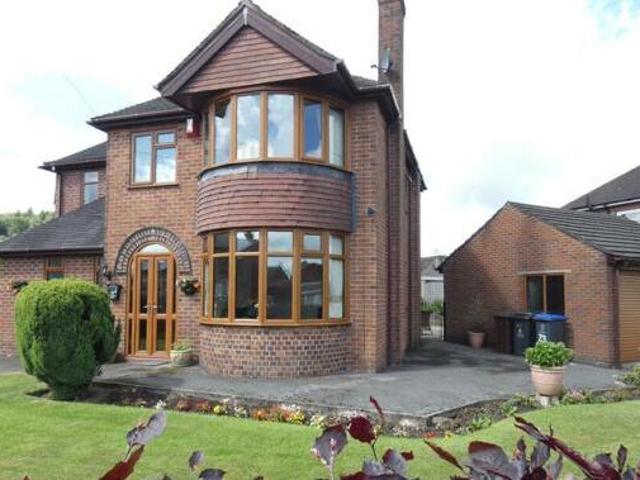 4 Bedroom Detached House For Sale In Cheadle