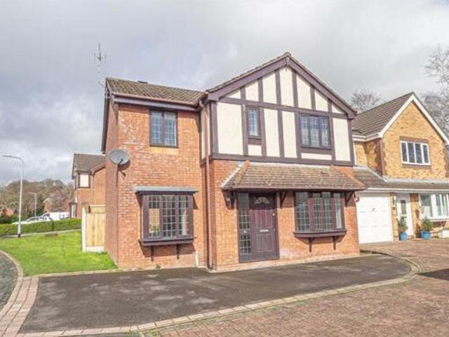 4 Bedroom Detached House For Sale In Cheadle
