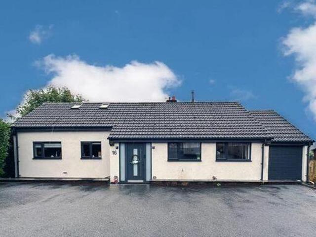 4 Bedroom Detached House For Sale In Cheadle, Stoke on trent