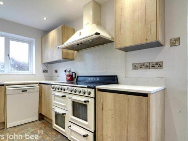 4 Bedroom Detached House For Sale In Cheadle, Staffordshire