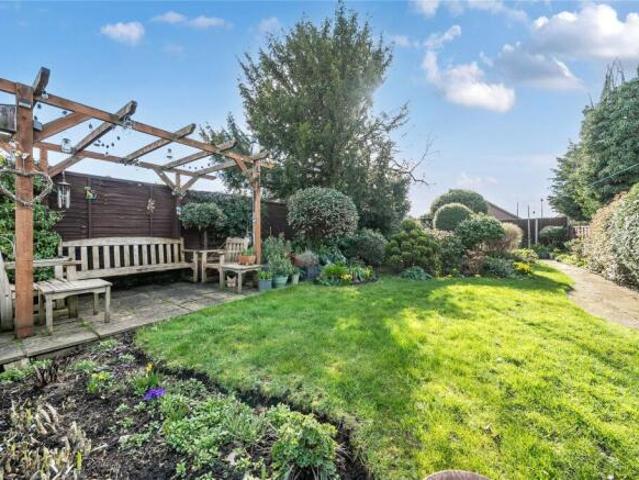 4 bedroom detached house for sale in Chelsfield Road, Orpington, BR5