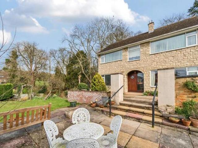 4 Bedroom Detached House For Sale In Cheltenham, Gloucestershire