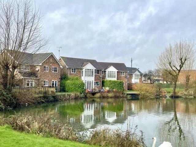 4 Bedroom Detached House For Sale In Cheney Manor