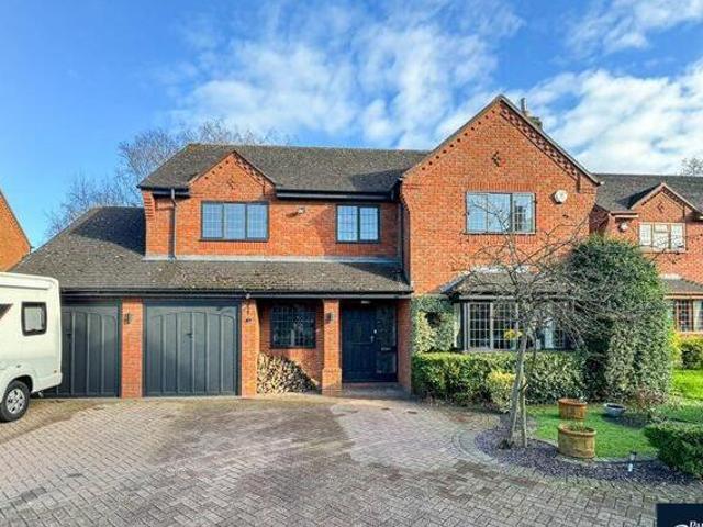4 Bedroom Detached House For Sale In Cheslyn Hay