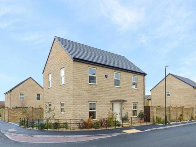 4 Bedroom Detached House For Sale In Chesterfield