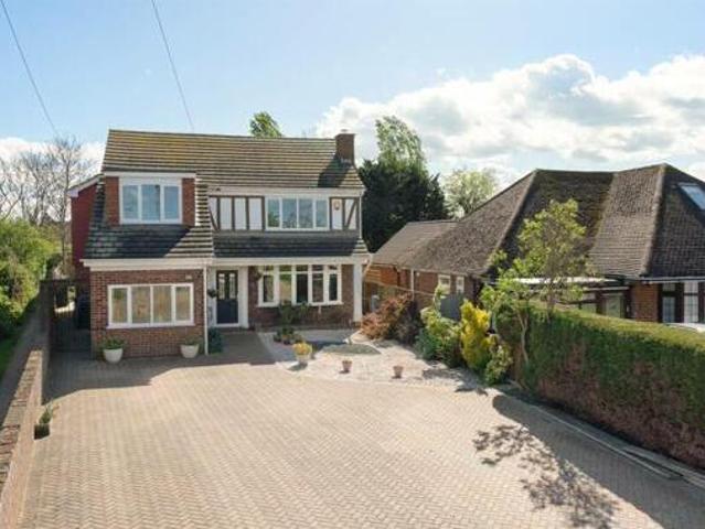 4 Bedroom Detached House For Sale In Chestfield