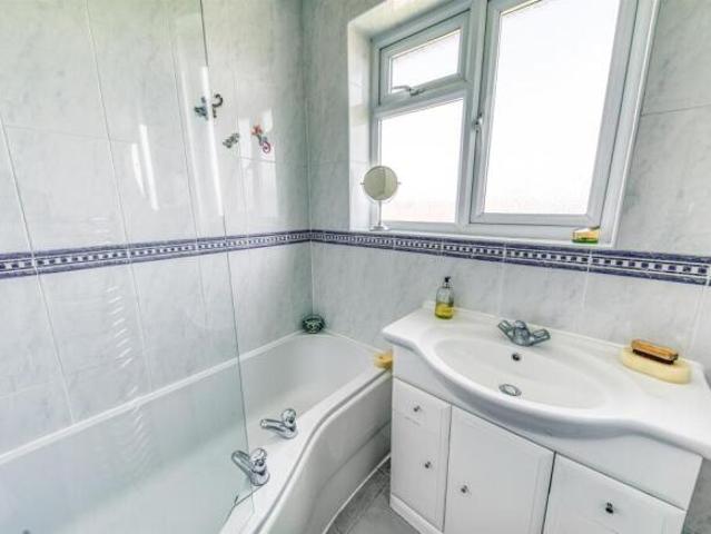 4 bedroom detached house for sale in Chestnut Avenue, Mickleover, Derby, DE3