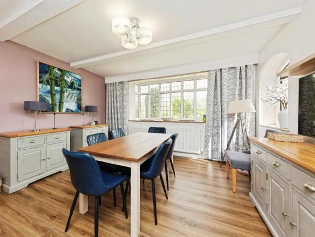 4 bedroom detached house for sale in Gooseberry Hall Lane, Nonington, Dover, CT15