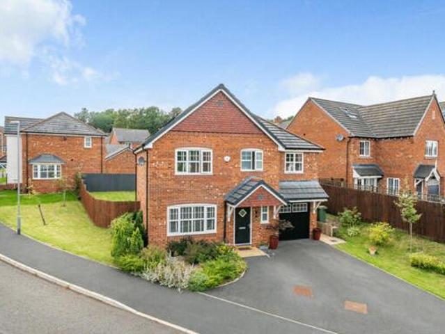 4 Bedroom Detached House For Sale In Chorley