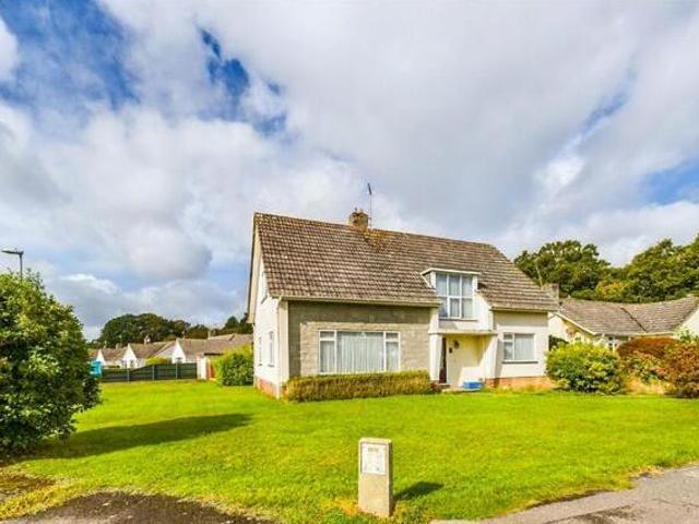 4 Bedroom Detached House For Sale In Christchurch, Dorset
