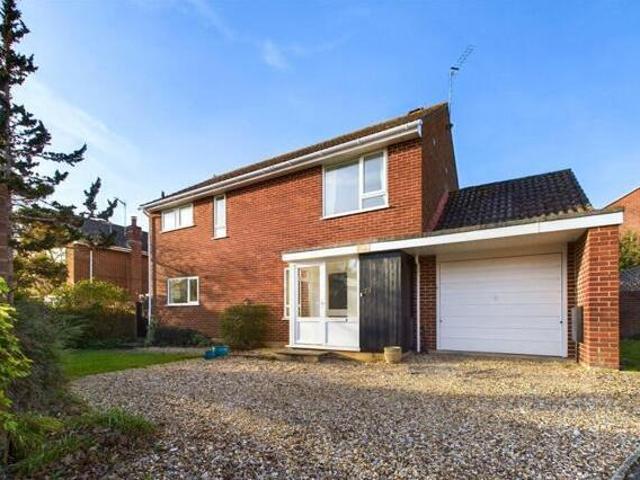 4 Bedroom Detached House For Sale In Christchurch, Dorset