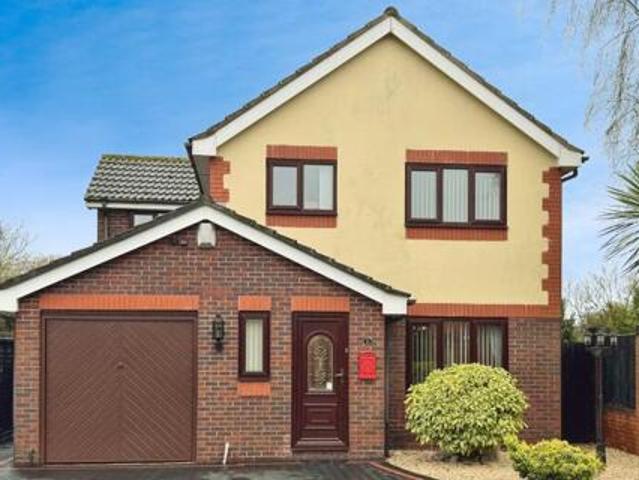 4 Bedroom Detached House For Sale In Christchurch, Dorset