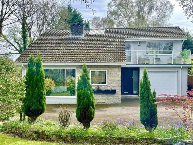 4 Bedroom Detached House For Sale In Christchurch, Dorset