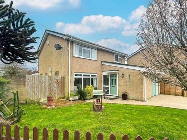 4 Bedroom Detached House For Sale In Christchurch, Dorset