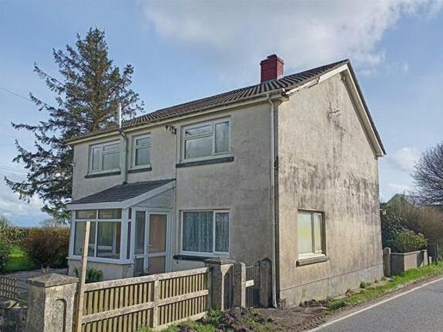 4 Bedroom Detached House For Sale In Clynderwen, Carmarthenshire