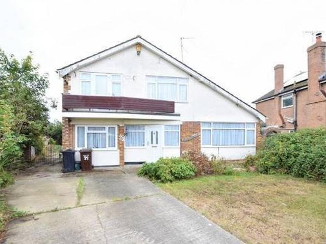 4 bedroom detached house for sale in ClactononSea CO15