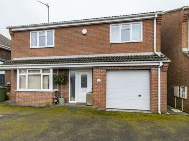 4 Bedroom Detached House For Sale In Clay Cross