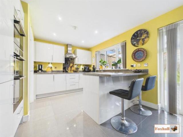 4 bedroom detached house for sale in Clay Pond Way, Wherstead, Ipswich, IP2