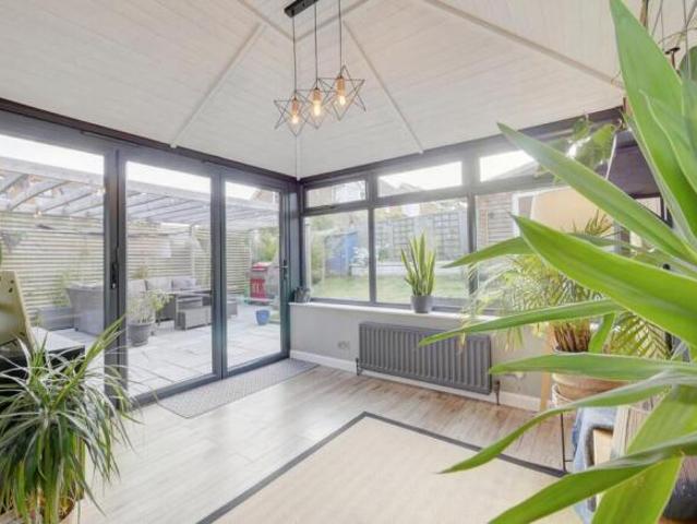4 bedroom detached house for sale in Cleveland Close, Eastbourne, BN23