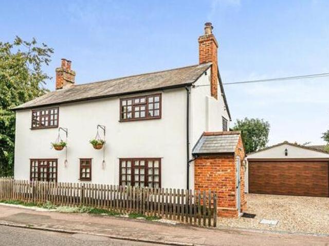 4 Bedroom Detached House For Sale In Clifton
