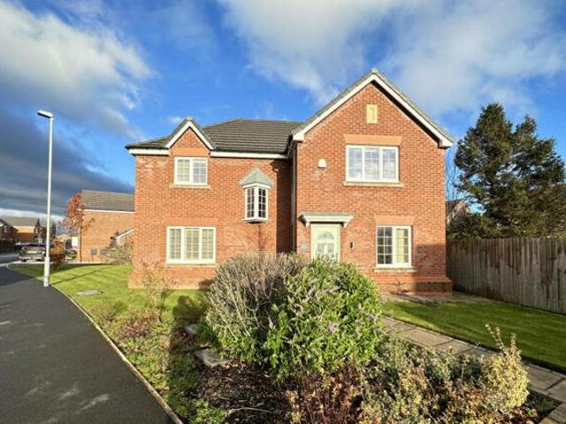 4 Bedroom Detached House For Sale In Clifton