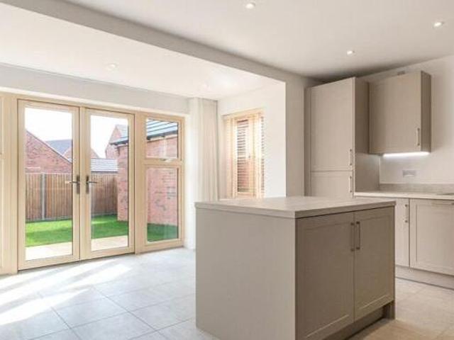 4 Bedroom Detached House For Sale In Clifton, Bedfordshire
