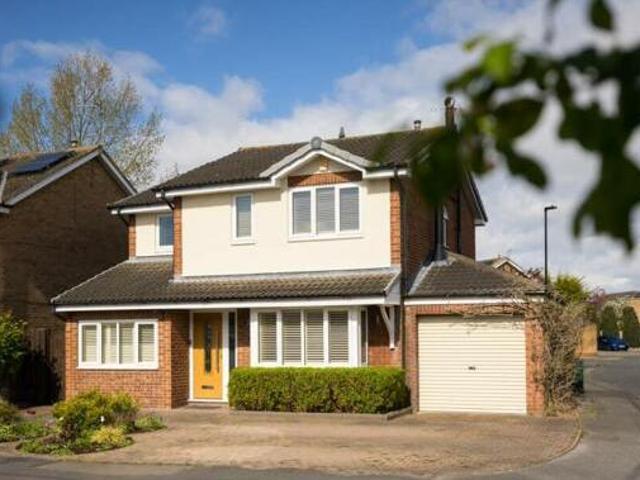 4 Bedroom Detached House For Sale In Clifton Moor