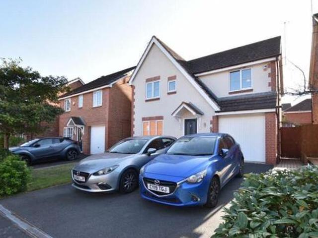 4 Bedroom Detached House For Sale In Clipstone Village