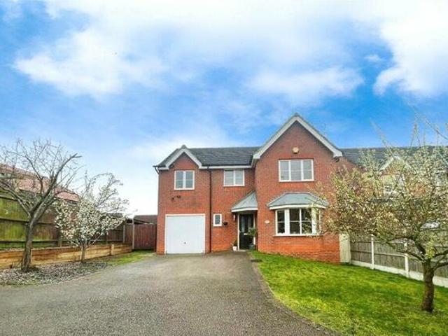 4 Bedroom Detached House For Sale In Clipstone Village