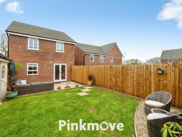 4 bedroom detached house for sale in Clos Morfa Heli, Loughor, Swansea, SA4