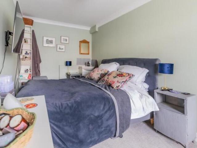 4 bedroom detached house for sale in Clos Rhedyn, Caerau, Cardiff, CF5