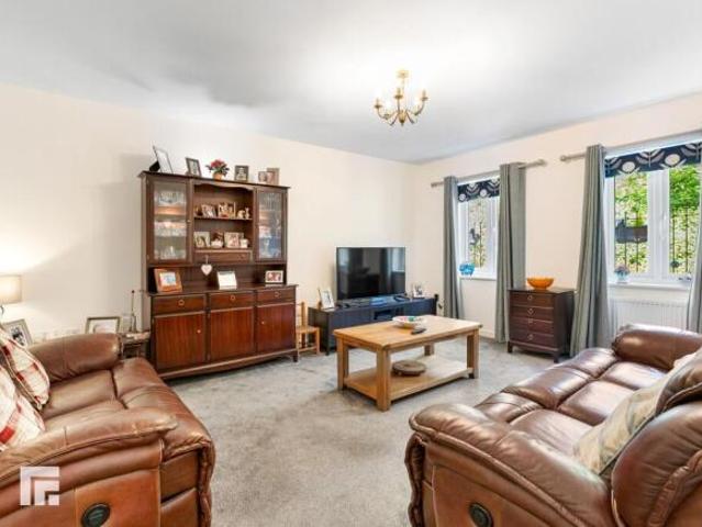 4 bedroom detached house for sale in Clos Rhys Meurug, Capel Llanilltern, CF5