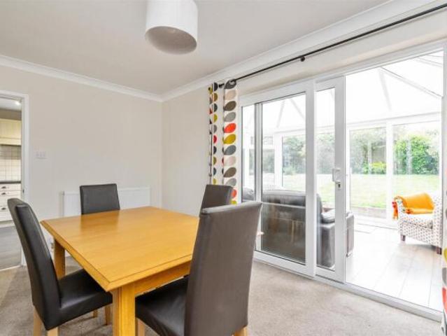 4 bedroom detached house for sale in Cloudbridge Drive, Solihull, B92