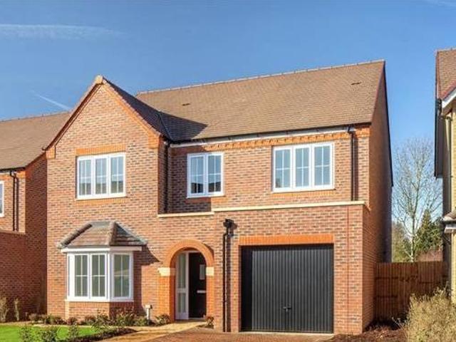 4 bedroom detached house for sale in Clover Gate Potton Sandy SG19 SG19