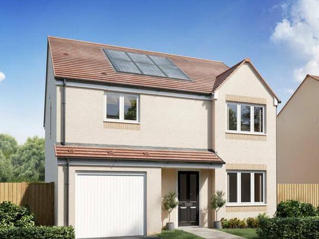 4 bedroom detached house for sale in Craighall Drive EH21