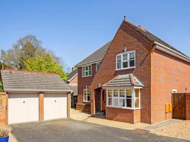 4 Bedroom Detached House For Sale In Cranbrook, Kent