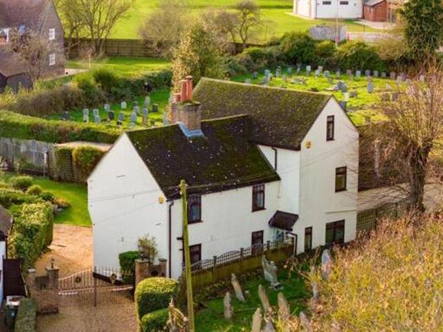 4 Bedroom Detached House For Sale In Cranfield, Bedfordshire