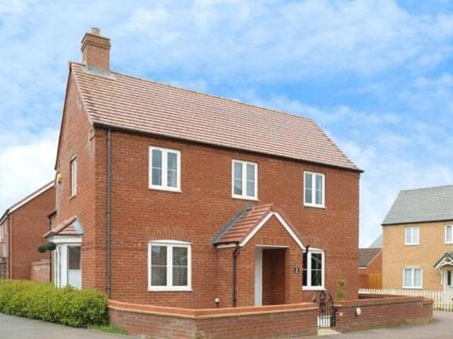 4 Bedroom Detached House For Sale In Cranfield