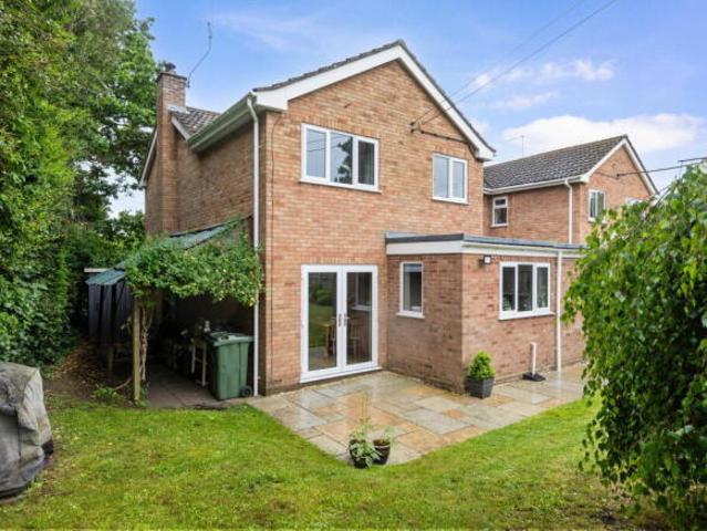 4 bedroom detached house for sale in Cravenfield, Church Lane, Hallow, Worcester. WR2 6PF, WR2