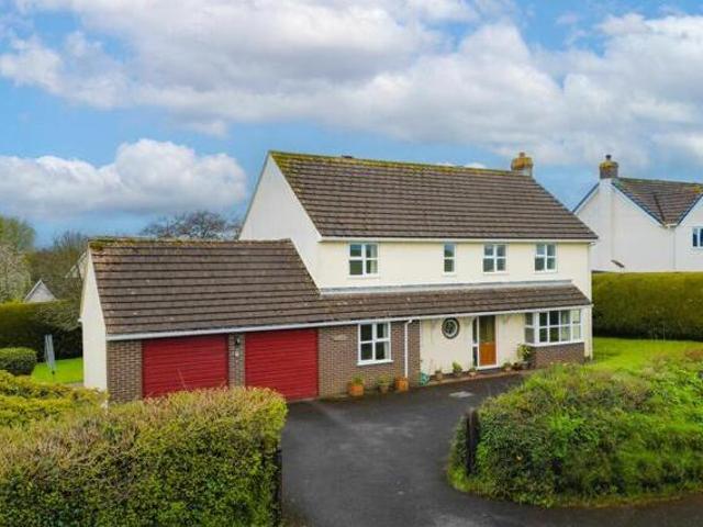 4 Bedroom Detached House For Sale In Crediton